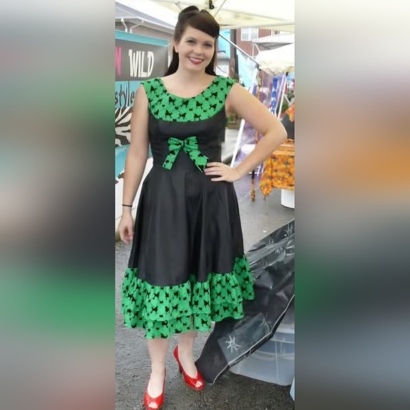 Collectif | Dresses | Collectif Green And Black Poodle Swing Dress ...